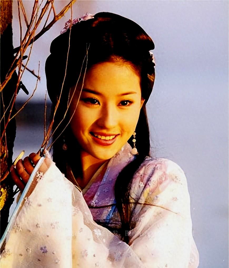 Liu Yifei stars in "Rose Story" with a strong cast. It became a hit ...
