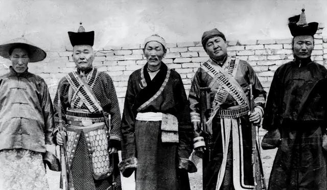 Lenin once sent an agent to China to assassinate a man: his head is ...