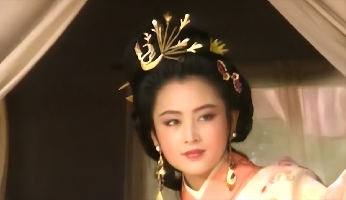 In "The Romance of the Three Kingdoms", what is the source of the story ...