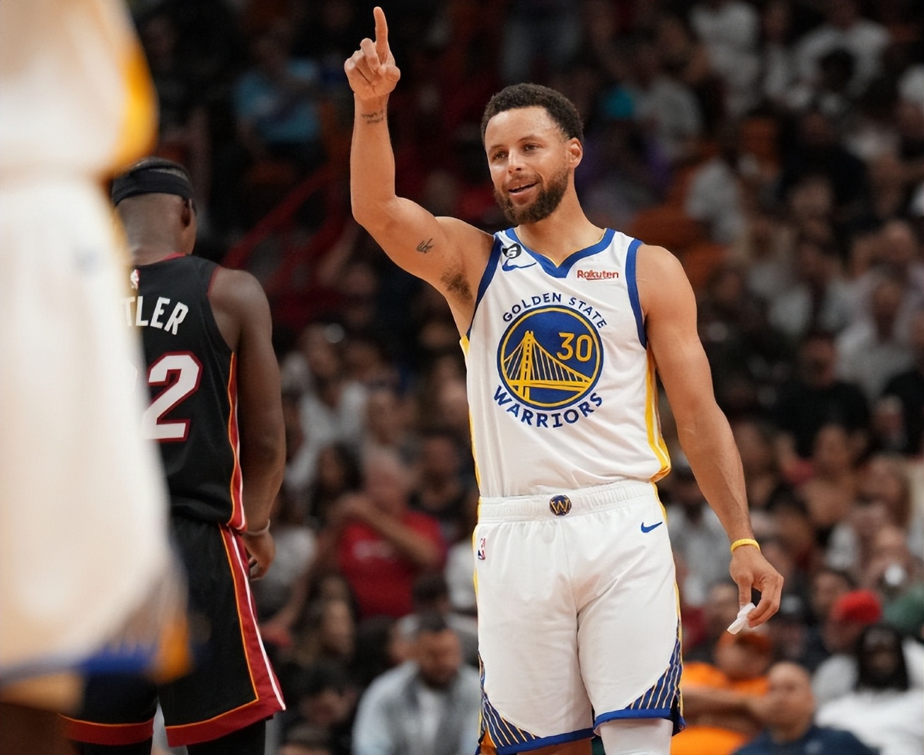 30+8+7, 37+10+9, 21+11+8, 3 players averaged points, rebounds and ...