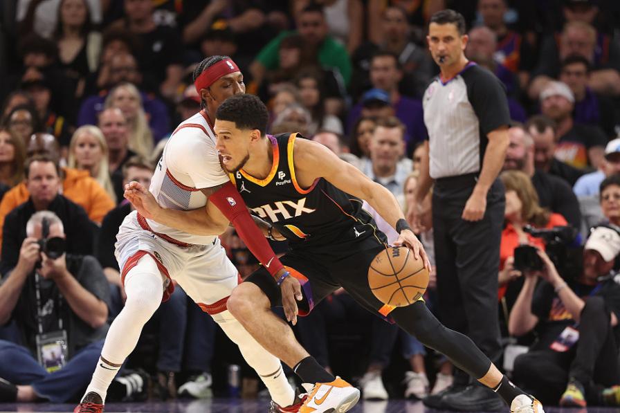 The first person in history + the most after Jordan! Booker made 20 of ...