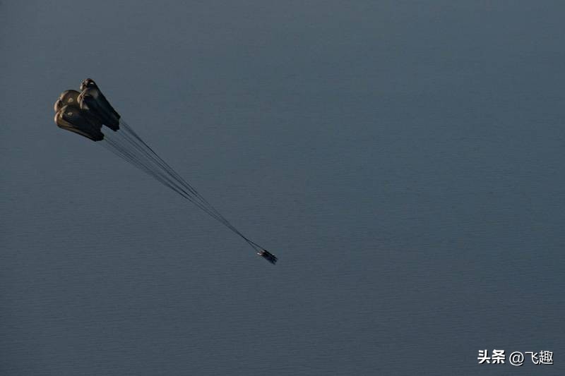 The U.S. military tests a pallet weapon system in Norway, and the ...