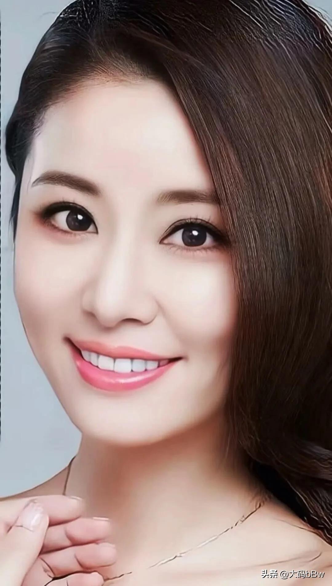 Love is deep and rainy, Ruby Lin - iMedia