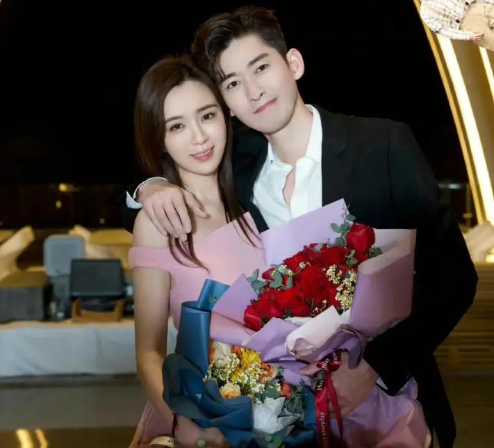 From partner Hu Ge, Zhang Jiayi playing the heroine to the work being taken off the shelves, why ...