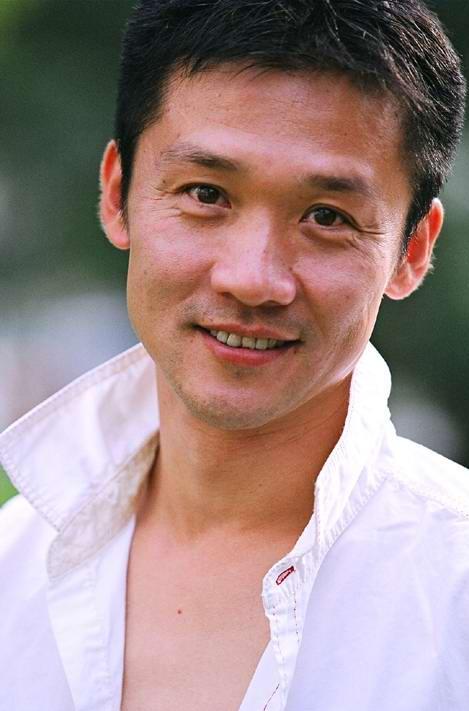 He Yin: Huang Zhizhong was popular for 13 years. After the divorce, he ...