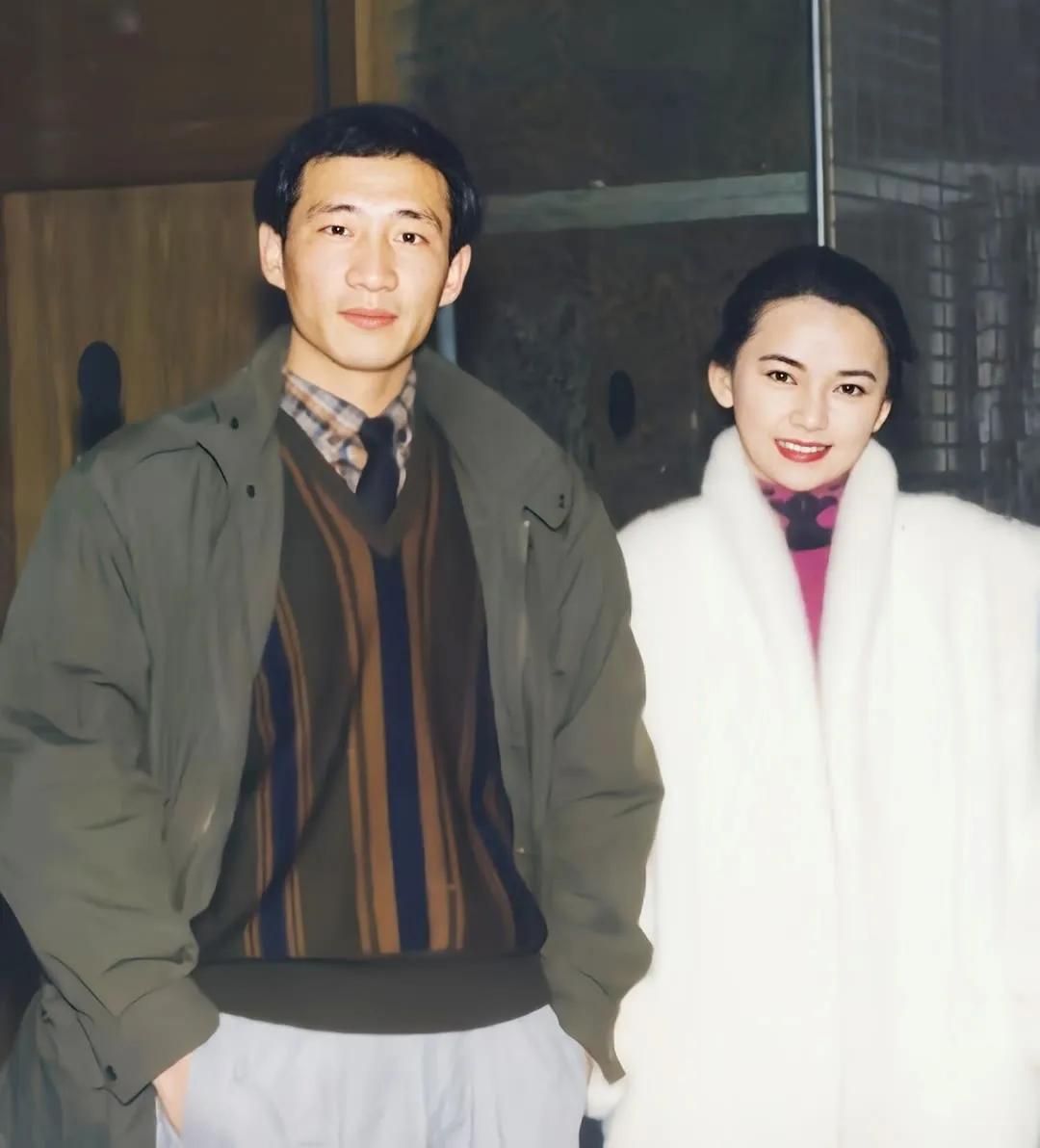 Hu Huizhong's nostalgic photo 5 - iNEWS