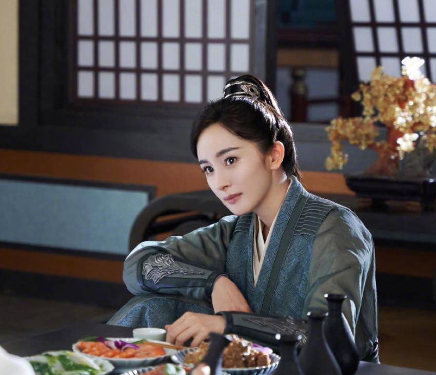 It is also a woman disguised as a man. Some people are trying to ...