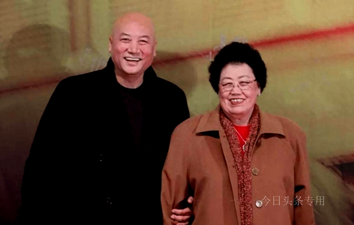 Chi Zhongrui has been married for 33 years and is overshadowed when ...