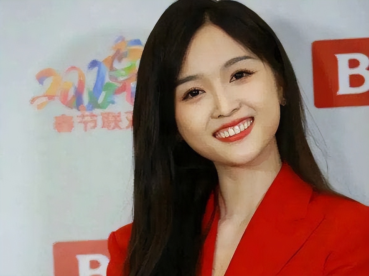 Wu Xuanyi's "plastic surgery" caused controversy, because the two fans caused conflicts again ...