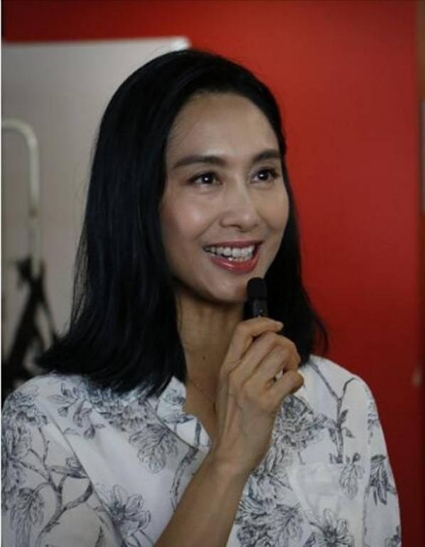 The frozen age goddess returns to the screen! At 51 years old, Zhu Yin ...