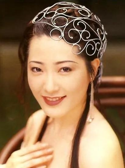 The most beautiful "Pan Jinlian" Yang Simin is now selling noodles ...