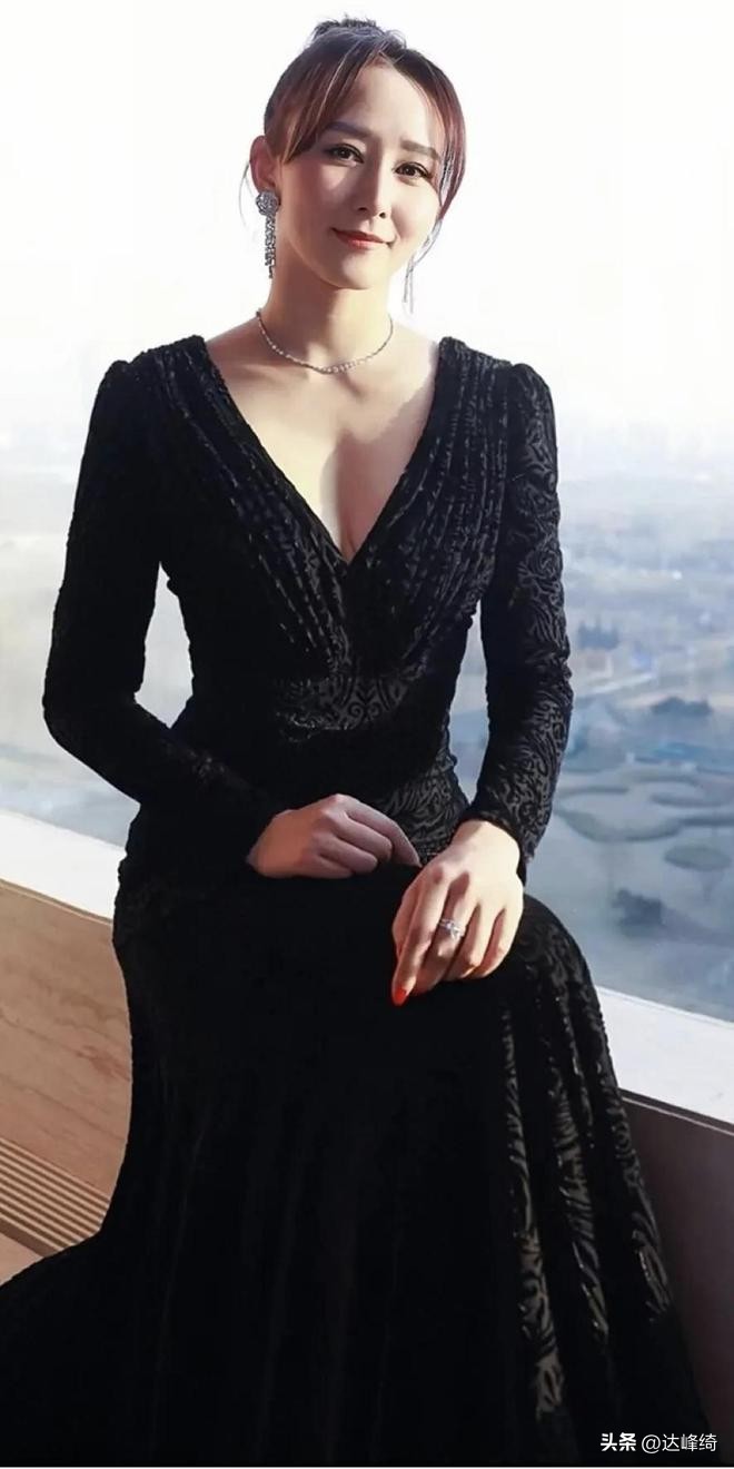 Hu Jing is a talented female star who became famous with Su Moer in ...