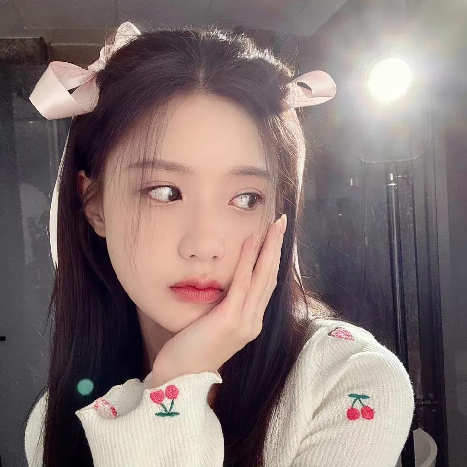 Playful and cute - Ivy Chen - iNEWS