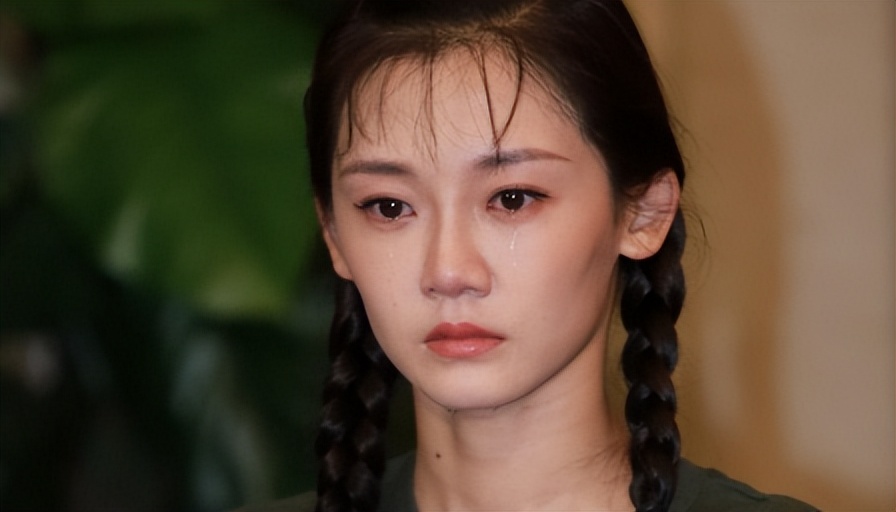 Feng Xiaogang bluntly said: She is too good at pretending and will never become famous, let ...