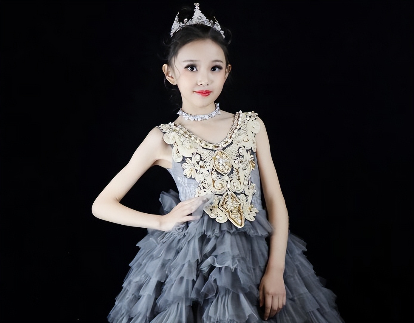 Is Song Xiaorui a child star? - iNEWS