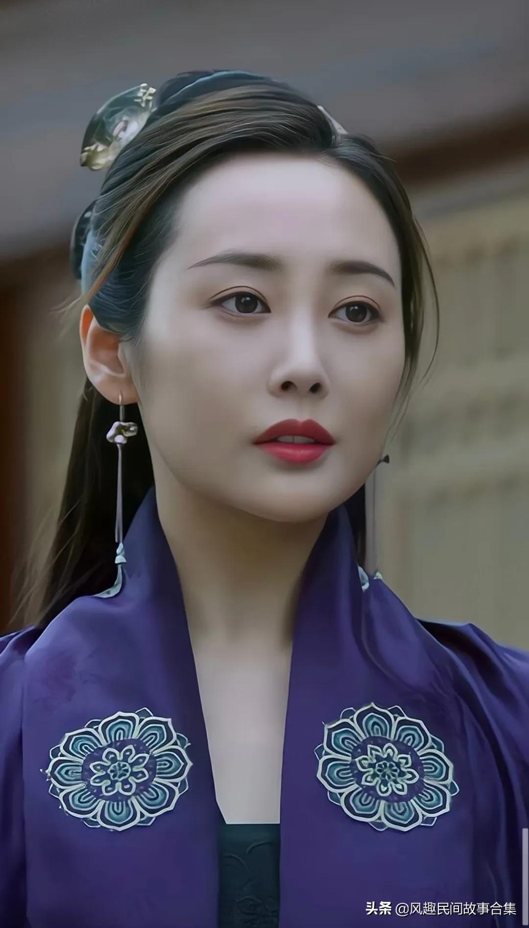 Actor Li Chun, who plays Xuanyuan Qingfeng, a swordsman in the snow, a ...