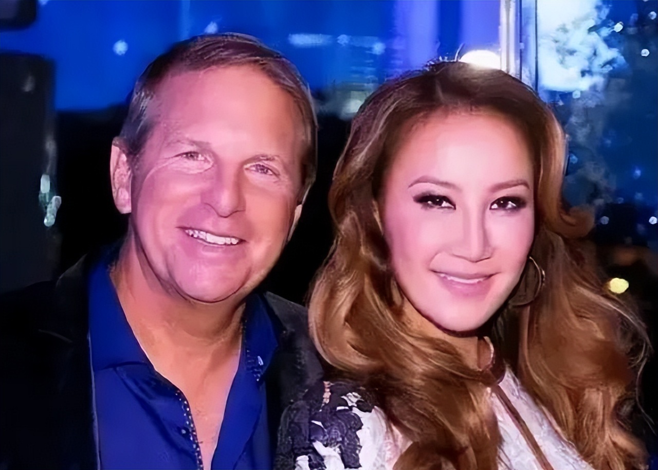 On the 7th day after Li Coco's death, her husband changed his face ...