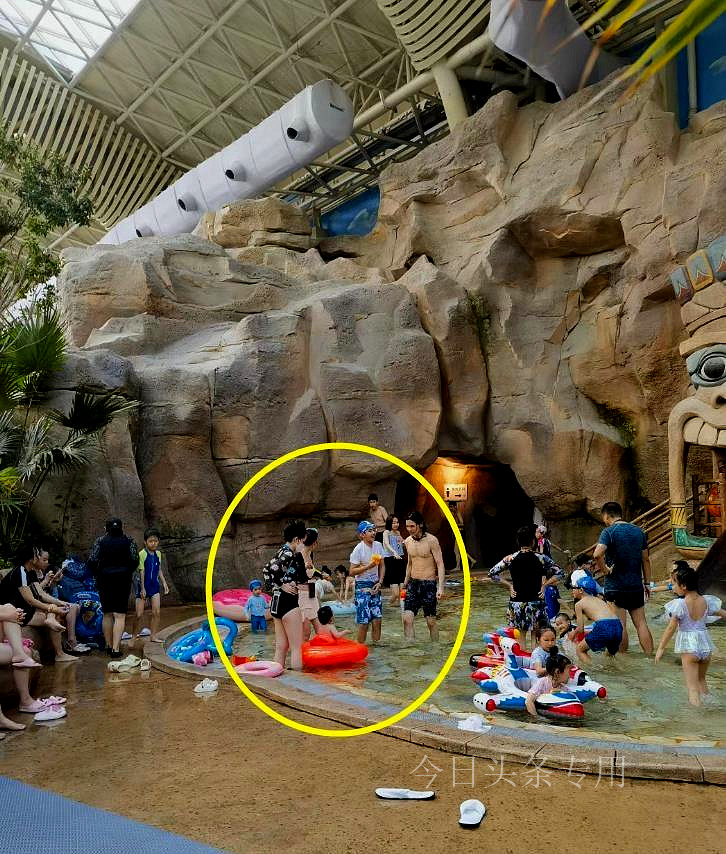 Guo Biting wore a swimsuit for the first time after giving birth, took ...