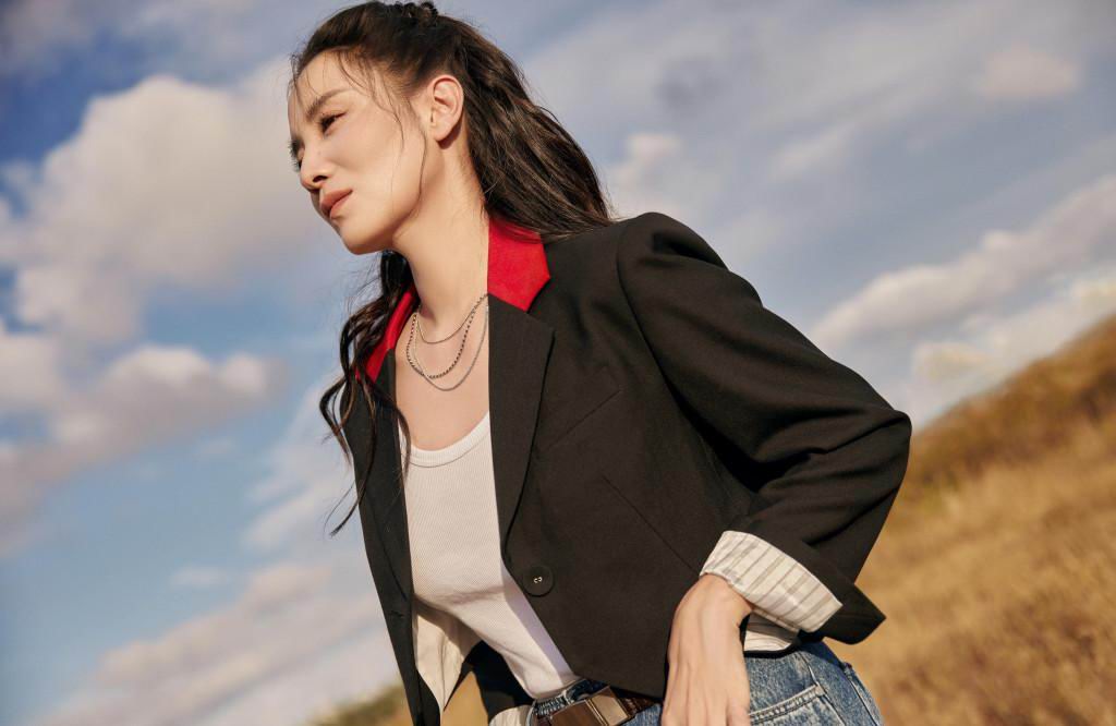 Song Jia's beautiful appearance and connotation, a goddess with unique ...