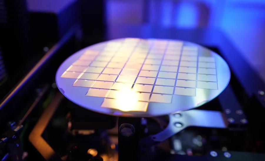 The lithography machine breaks through 90nm, and the chip can be mass-produced at 14nm. - iMedia
