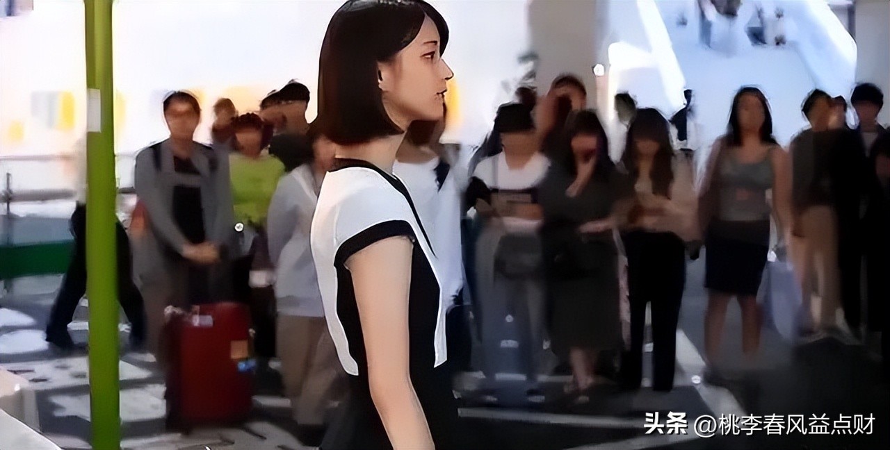 For the first time, Japan has developed a "female robot" with complete ...