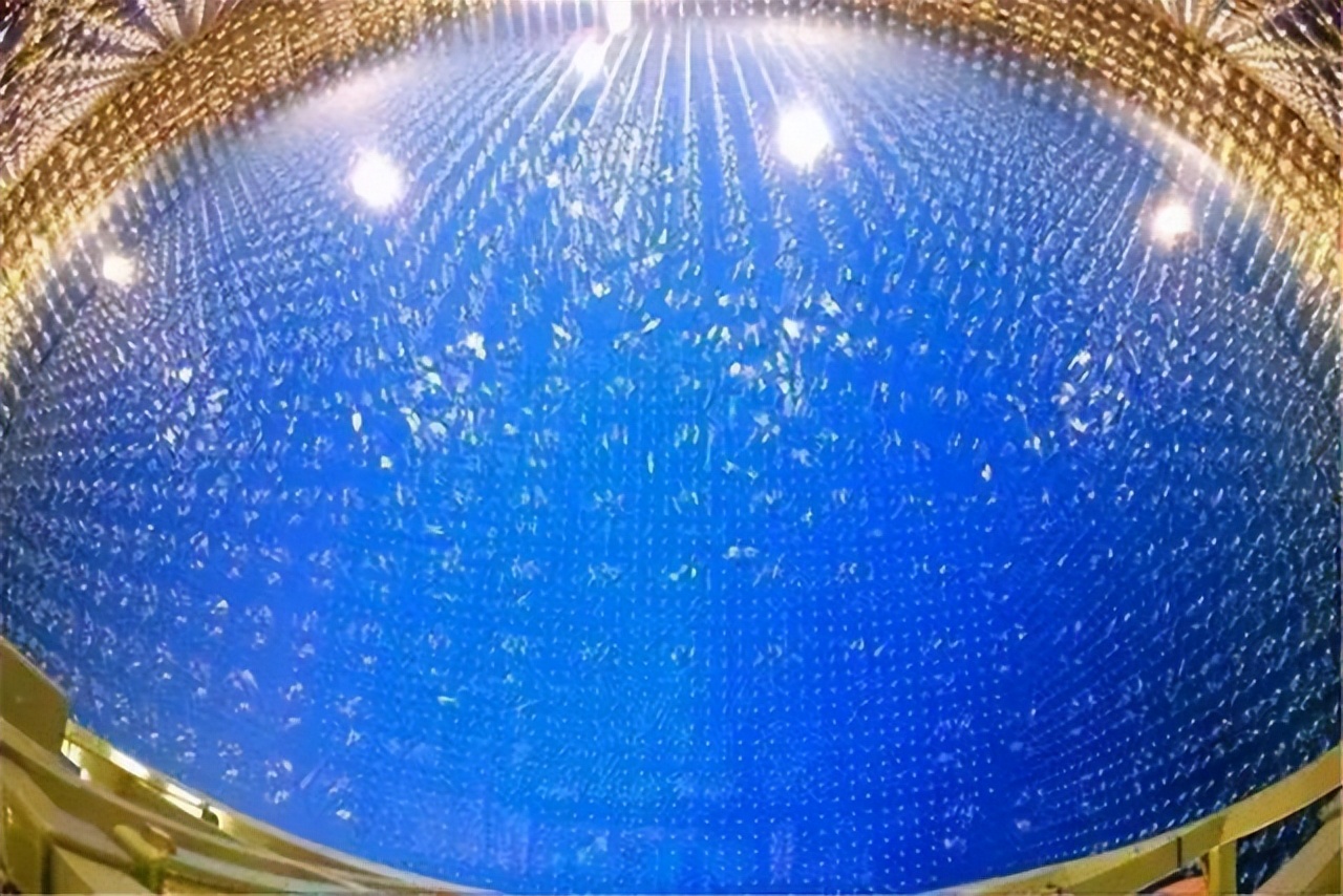 50,000 tons of ultrapure water at a depth of 1,000 meters in Japan ...