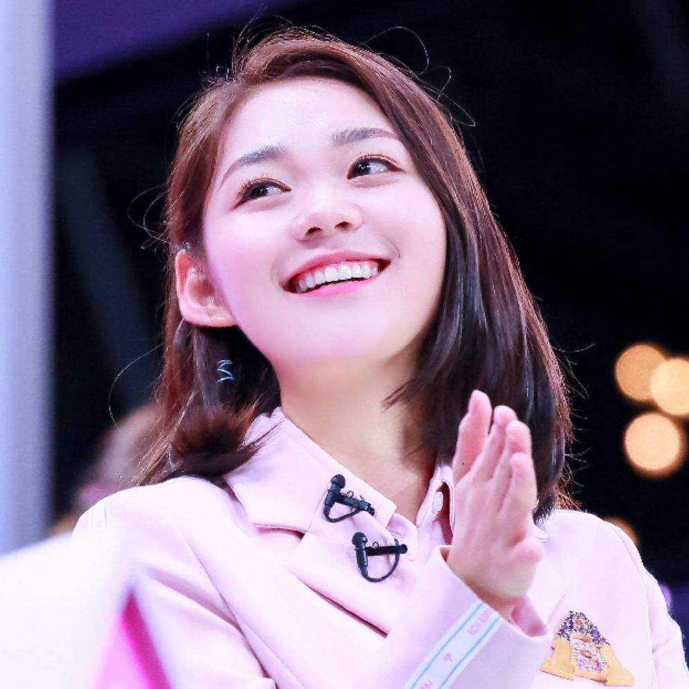 Duan Aojuan's recent photo is thinner and more beautiful than before ...