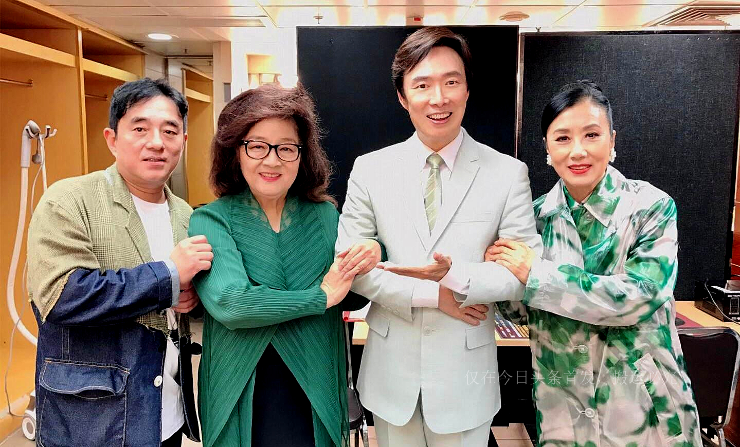 57-year-old Lu Fang's recent situation was exposed. He is too fat to be ...