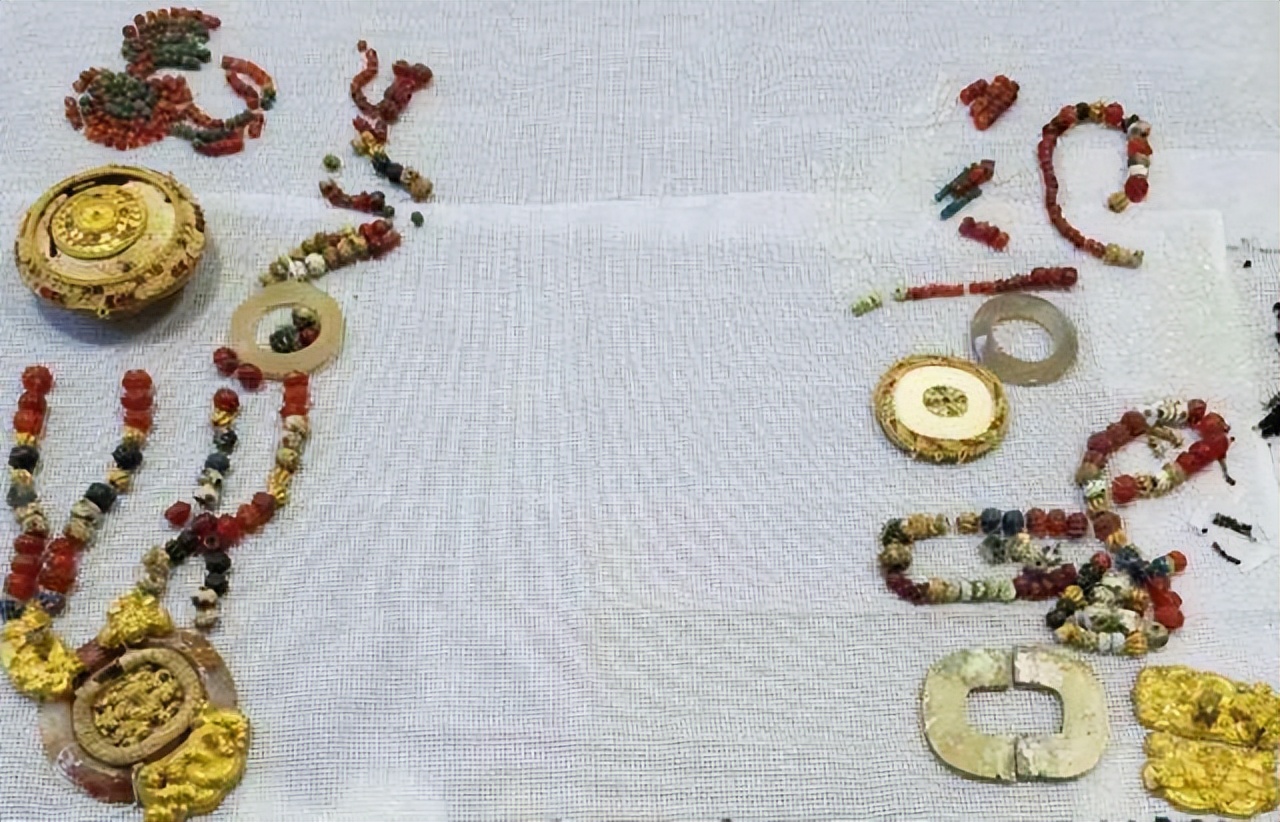 A thousand-year-old "luxury car" unearthed in Gansu, the wealth of ...