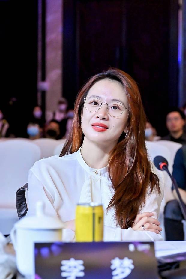 Li Meng's attendance at the 35th Golden Rooster and Hundred Flowers ...