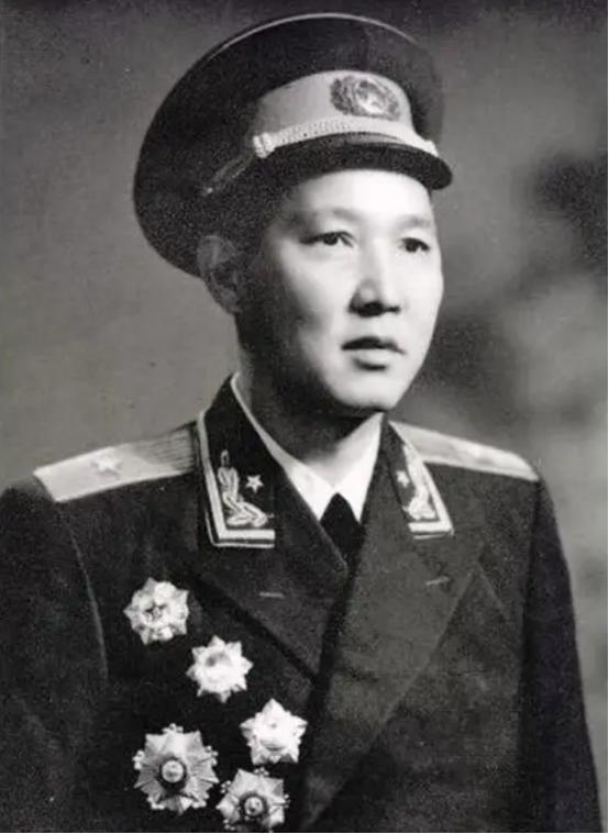 In 1977, Fu Chongbi was re-appointed as the commander of the garrison ...