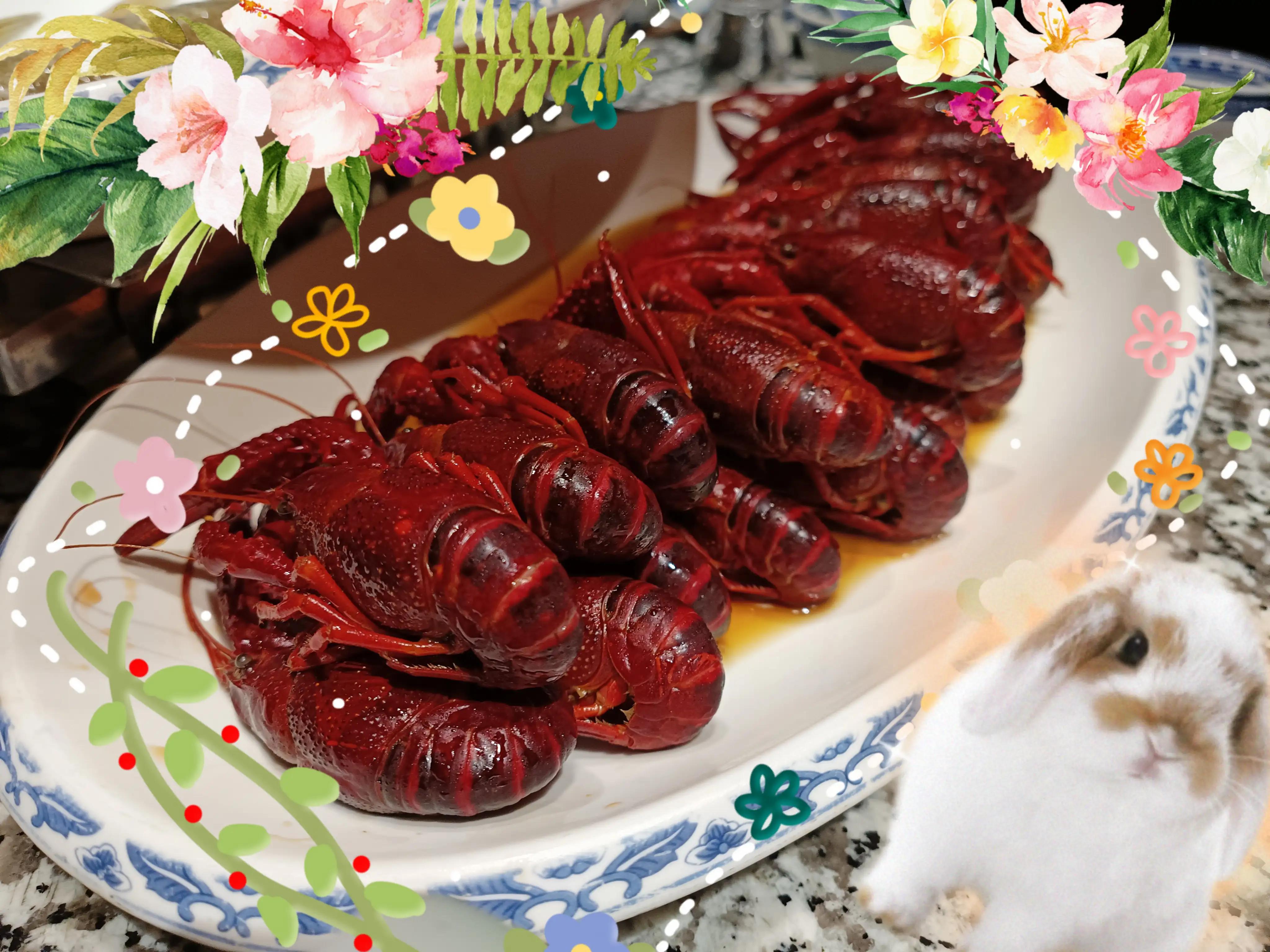 Well, I admit that I am a bit stubborn about crayfish, so let's share ...