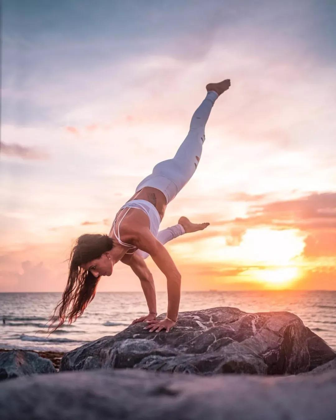 Yoga photos ‖ What do yoga photos with tens of thousands of likes look ...