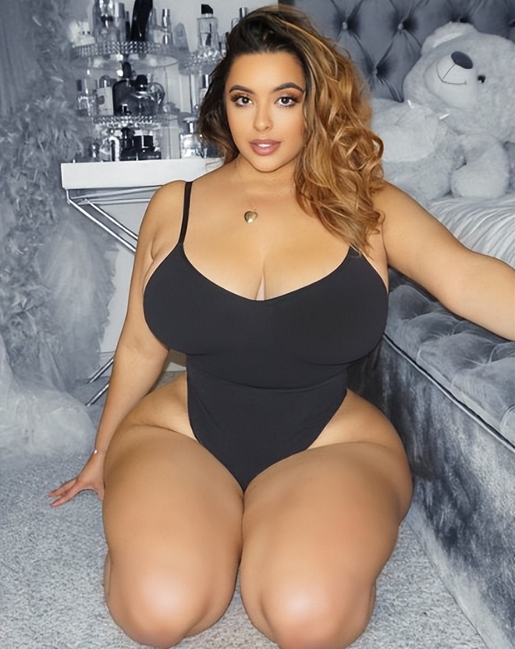 Busty Mexican Plus Size Latina Imedia