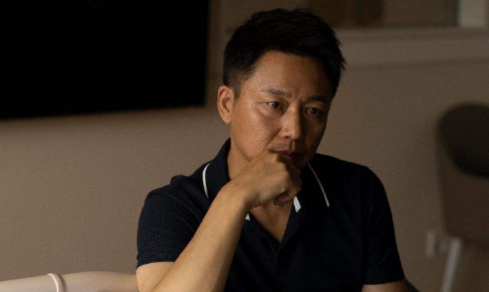 "The Beginning" Liu Yijun: He married his son at the age of 27, and his ...