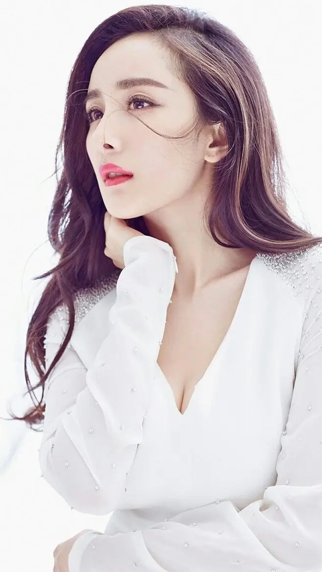 Top ten actresses with the most beautiful eyes in China - iNEWS