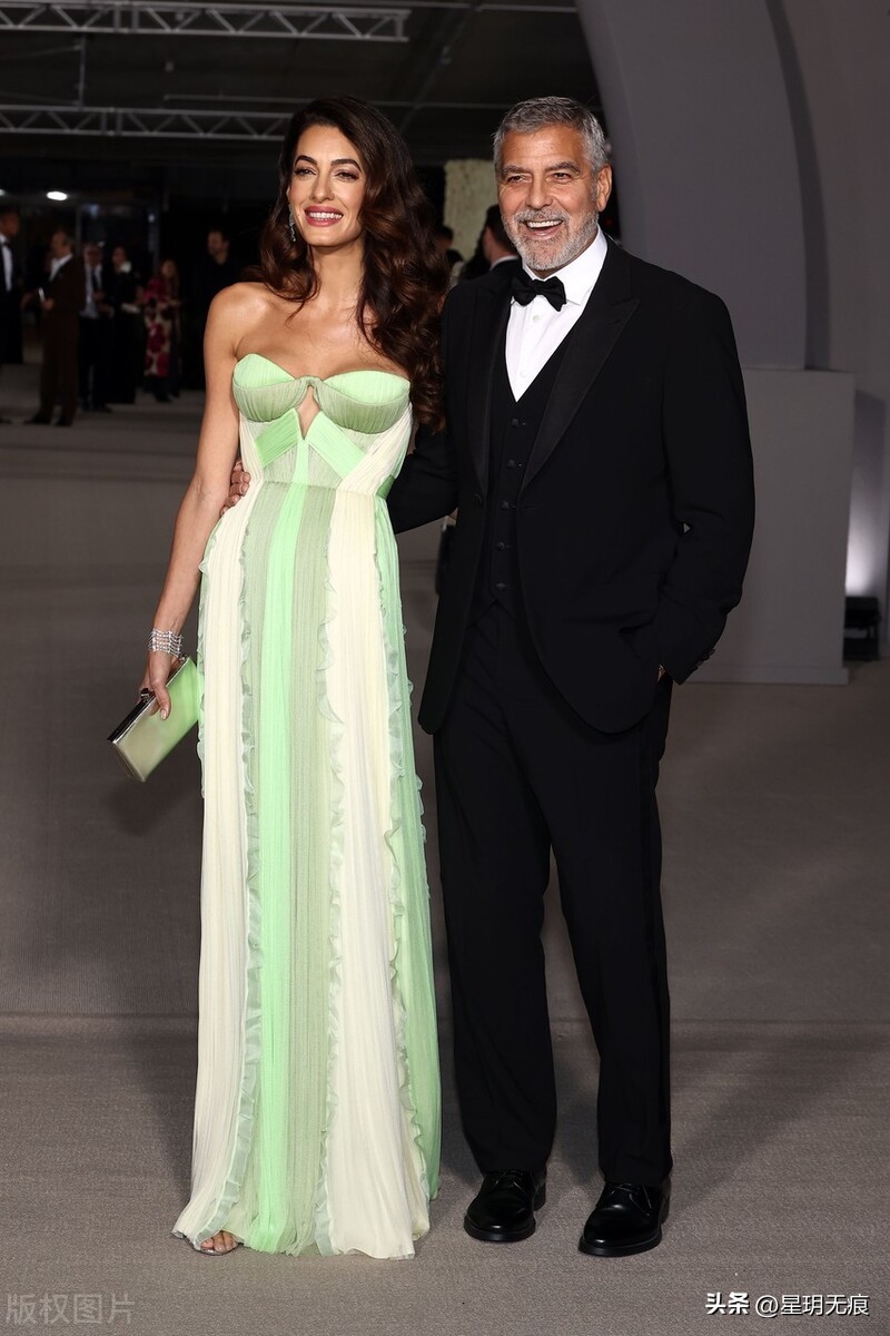 Amal Clooney Wears Fluorescent Green Dress at Oscars Film Museum Gala ...