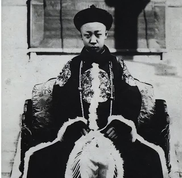 The Qing Dynasty's invasion of the country set China back 300 years. In ...