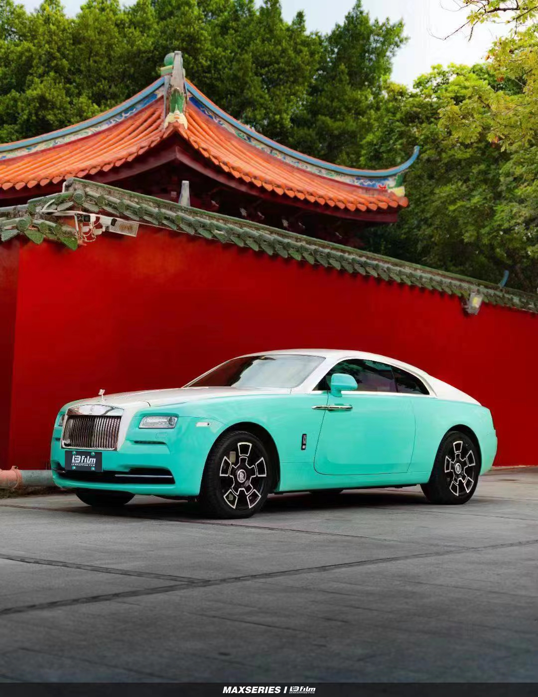 Rolls-Royce Wraith LBFILM color changing film is super bright Meyer's ...