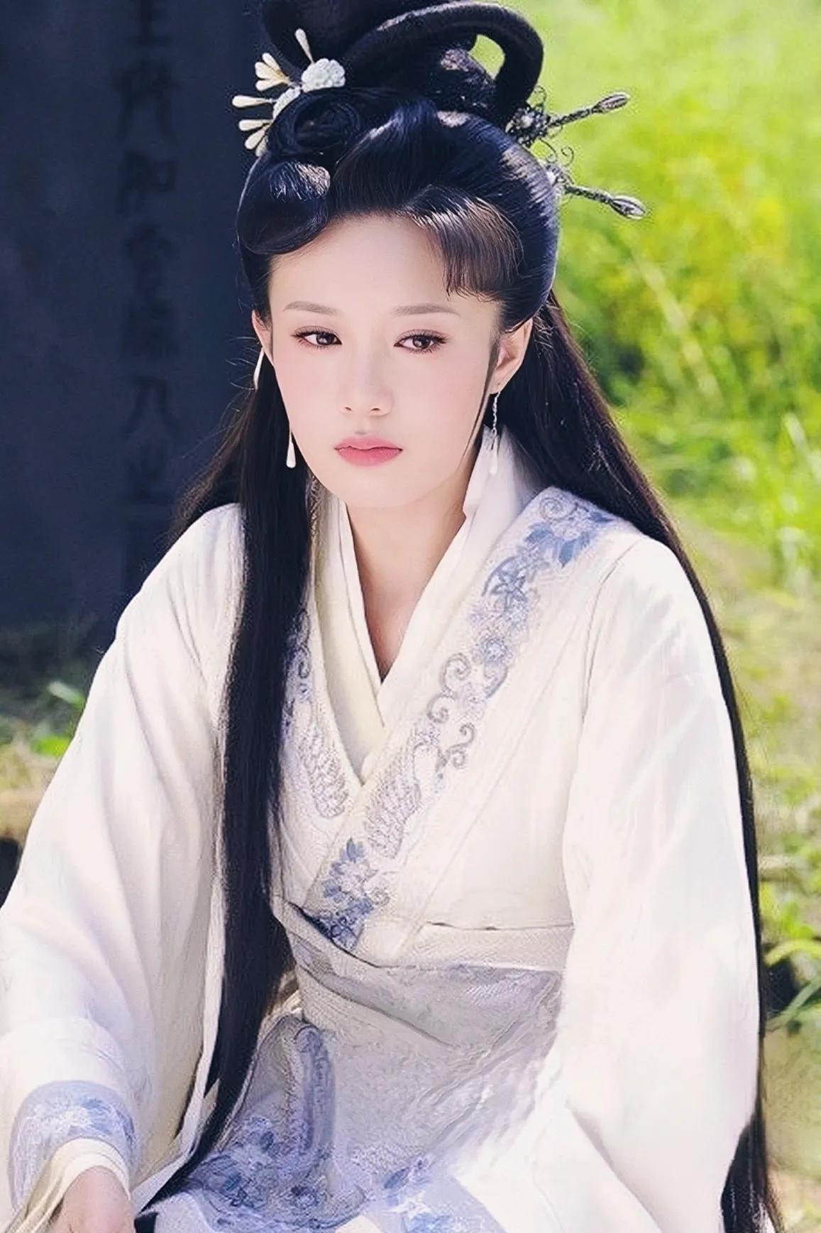Sharing of Beauty in Ancient Costumes——Wu Jingjing's Xi Shi's Wardrobe ...
