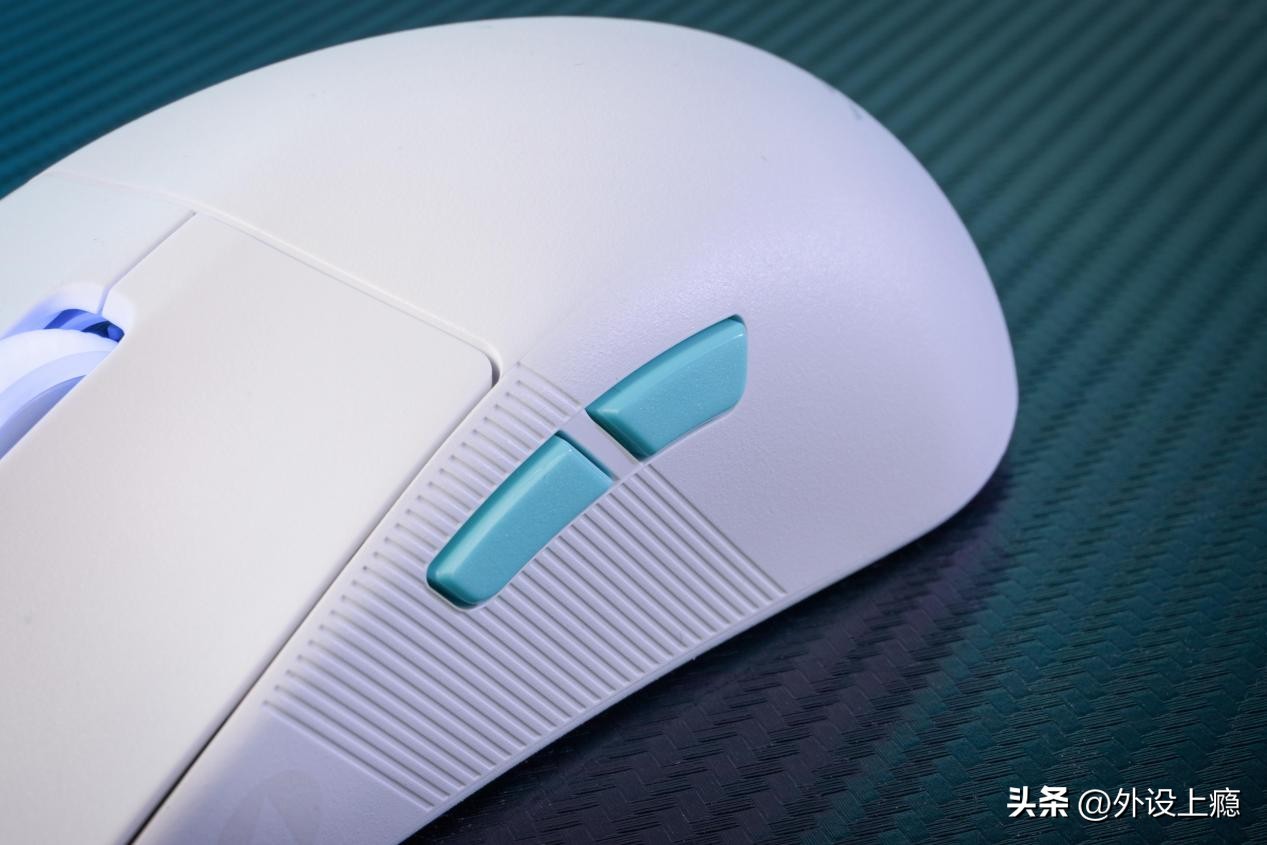 The white flagship One&Only, the new product of ROG Dragonscale ACE ...