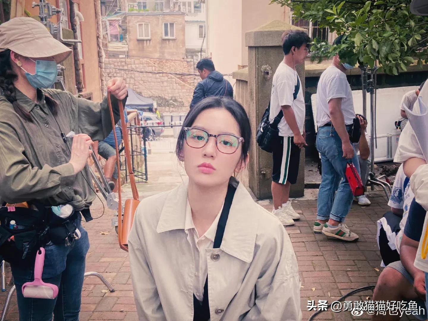 Ju Jingyi Zhou Ye - iNEWS