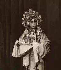 Lao Shen chatting: talk about Xiao Wang Yurong - iNEWS