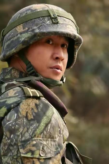 Zhang Guoqiang, an old opera bone, was met by chance while worshipping ...