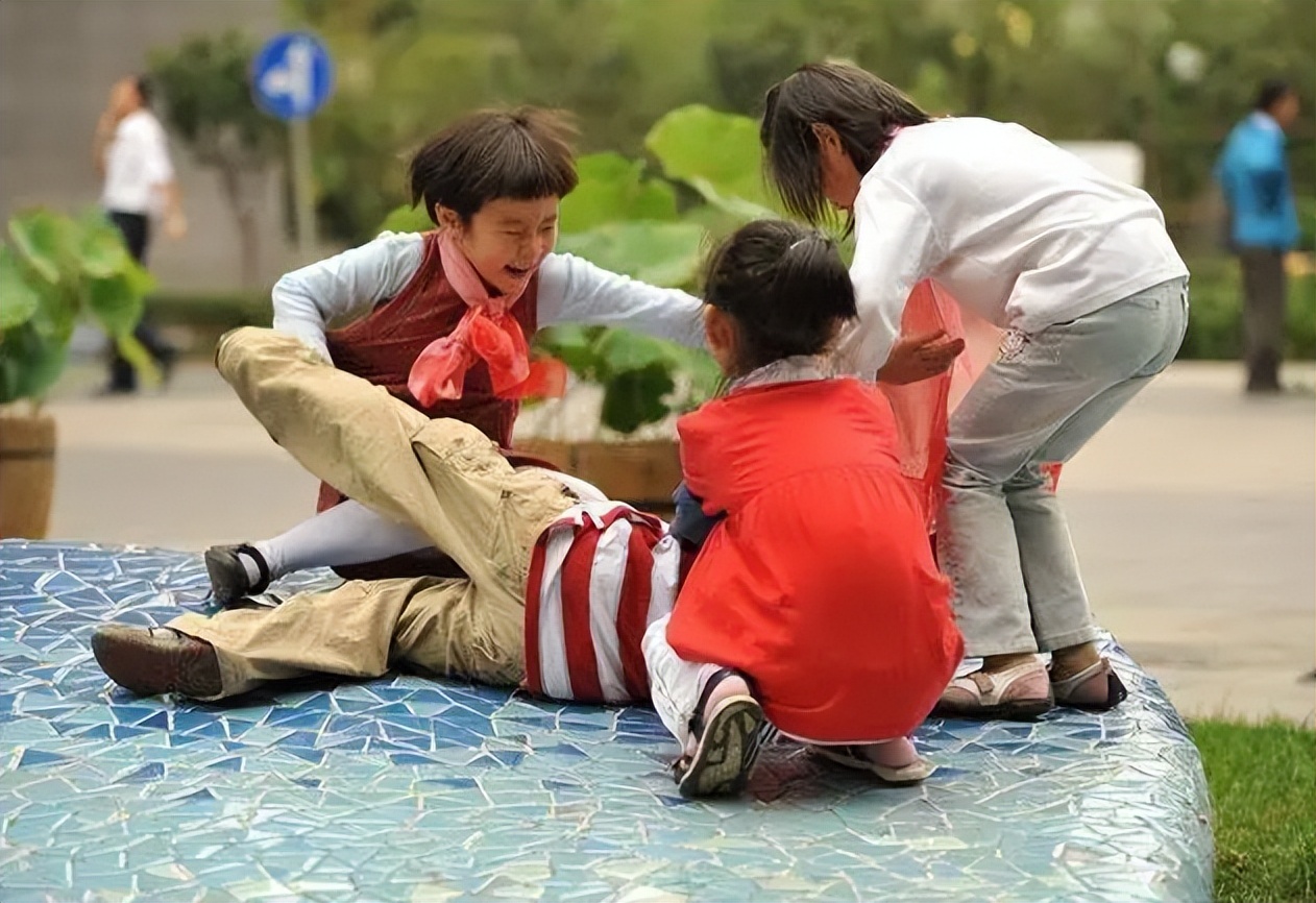 Hua Chenyu revealed that his mother was suffering from cancer. He was very happy to accompany ...