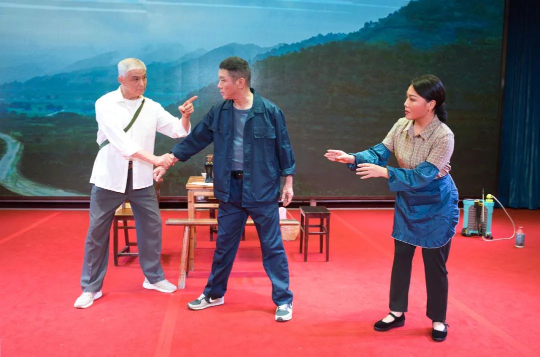 Southern Anhui Flower Drum Opera "Red Handprint": Tell the story of ...