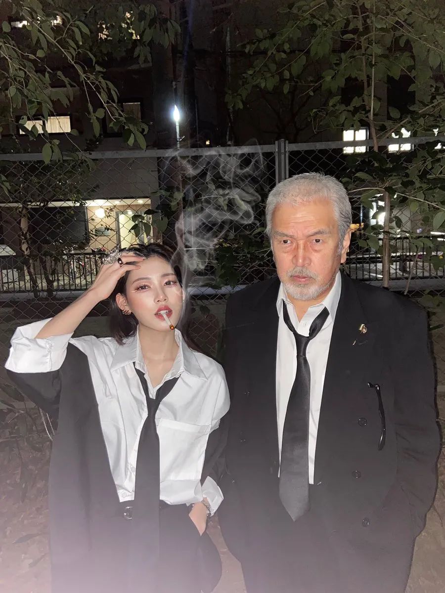 Japan's "underworld" father and daughter became popular, the whole ...