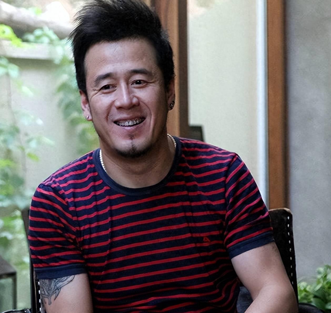 Zang Tianshuo couldn't swallow this breath after he smashed up Na Ying's concert and was beaten ...