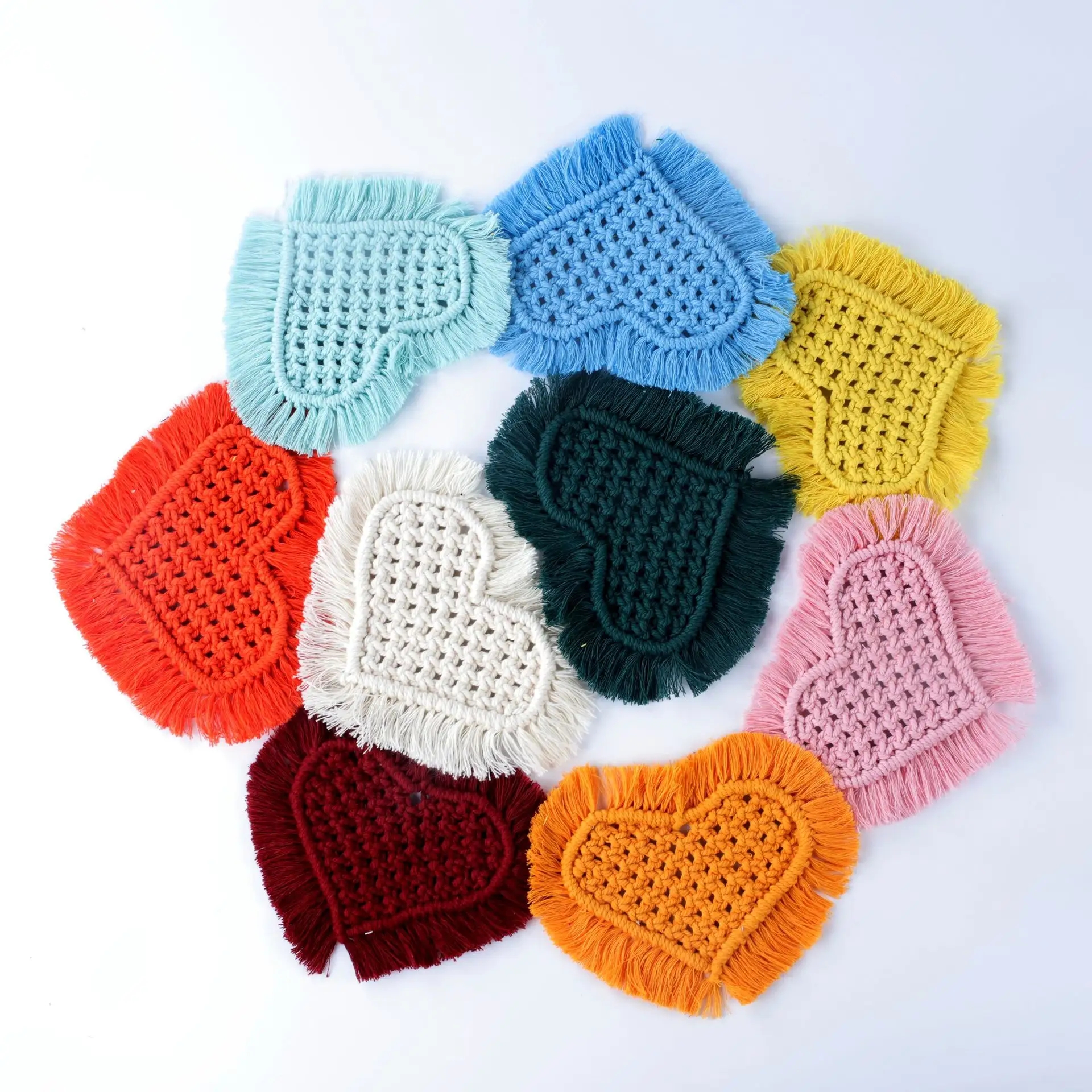 Hand knitting (1) - iNEWS