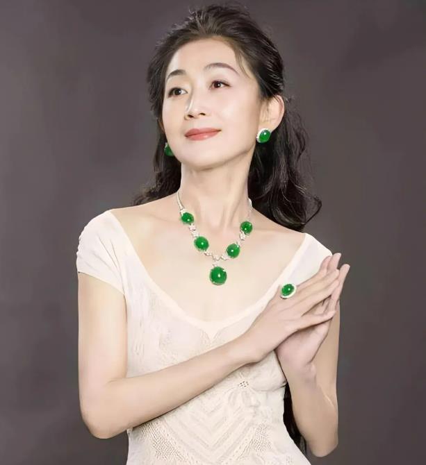 Chen Jin, who has not eaten rice for 20 years, and her brother have ...